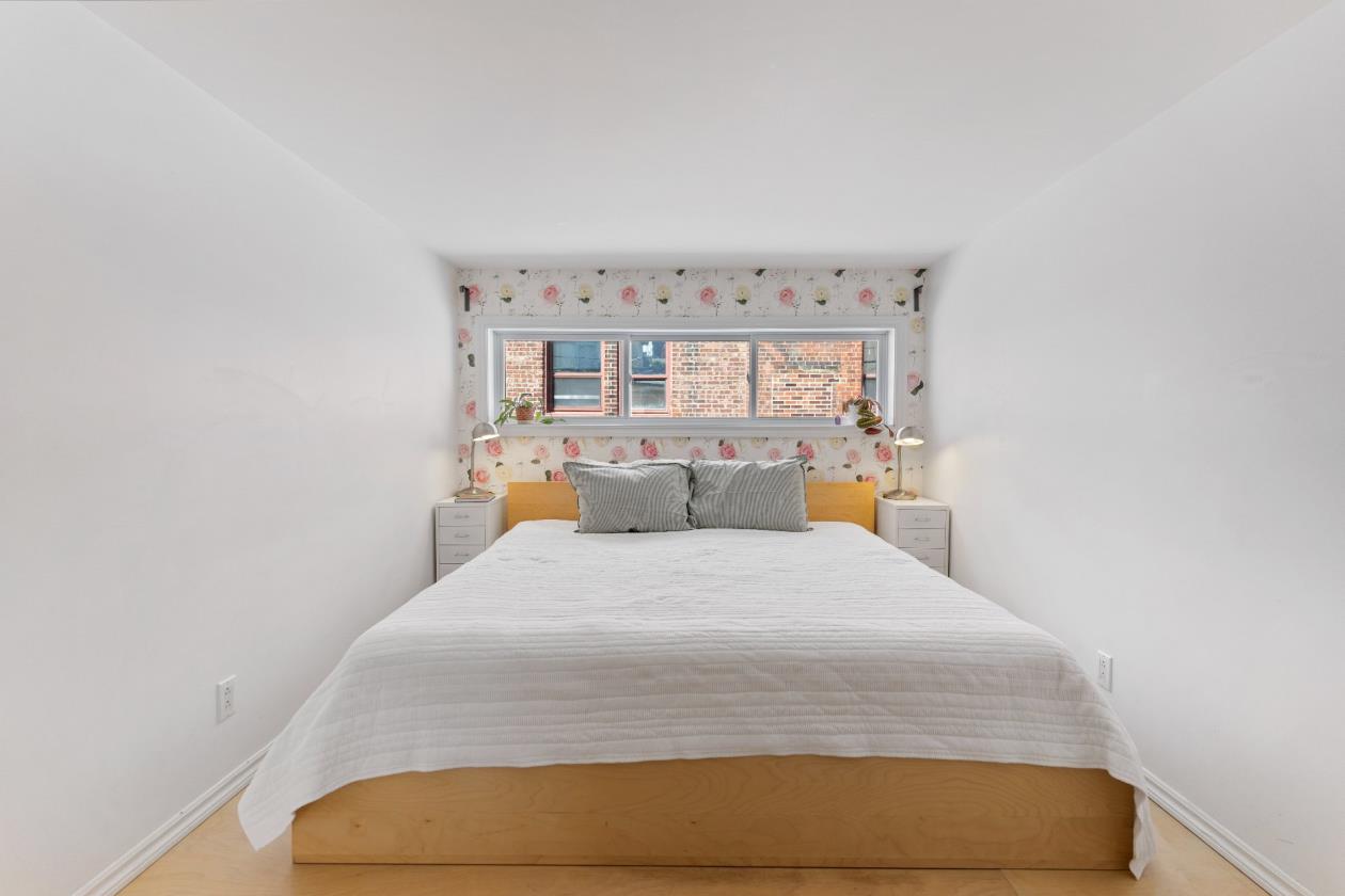 Marie-Andrée Labbé et Judith Lussier placent leur magnifique condo sur ... Marie-Andrée Labbé et Judith Lussier placent leur magnifique condo sur ...
